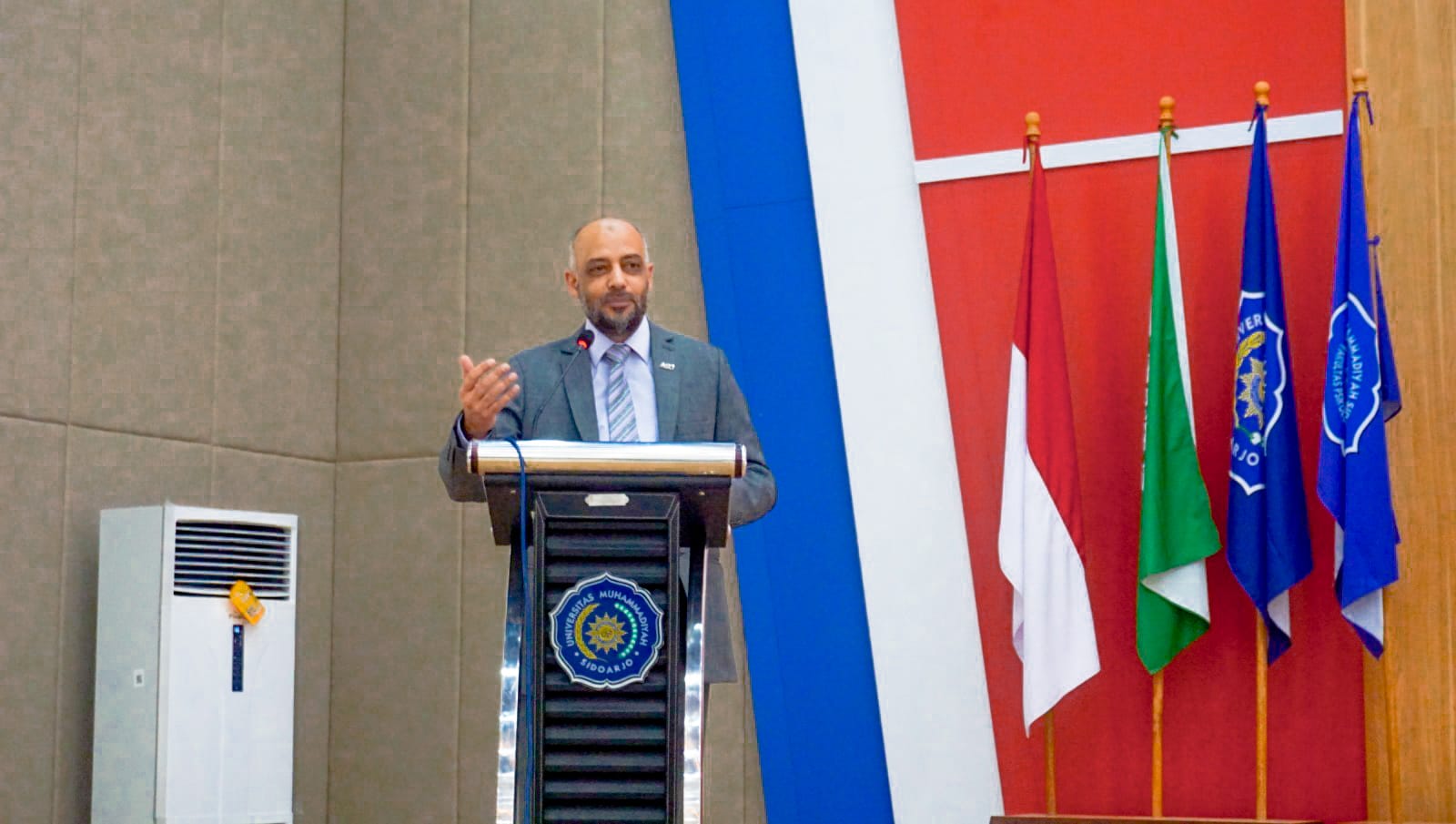 UMSIDA Gelar Seminar Internasional: Menelusuri Tantangan dan Peluang ...